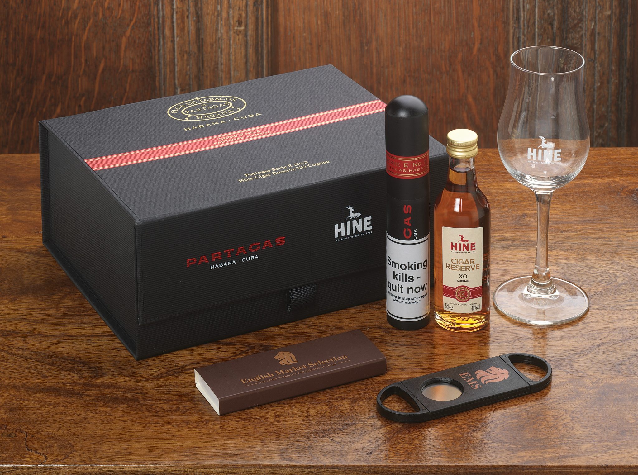 Partagas E2 + 5cl Hine Cigar Reserve XO Cognac Gift Box | Gauntleys Cigars